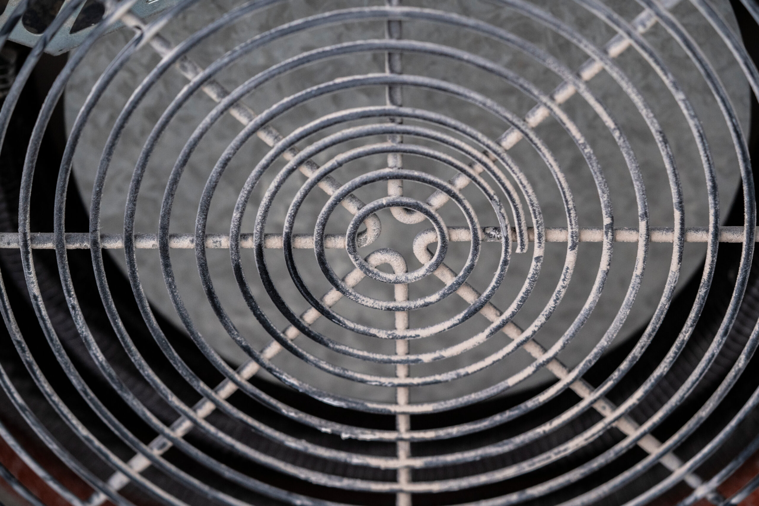 What To Do When My Air Conditioner Or Furnace Pan Is Full? | Mission Air